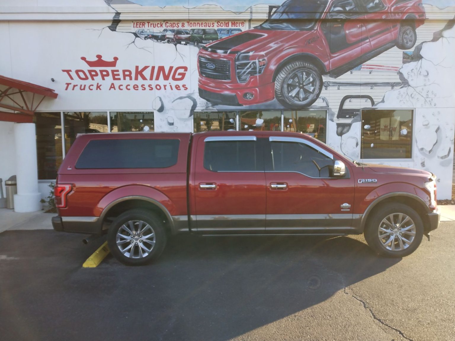 2020 red Ford F150 with Leer 100XQ Sport - TopperKING : TopperKING ...